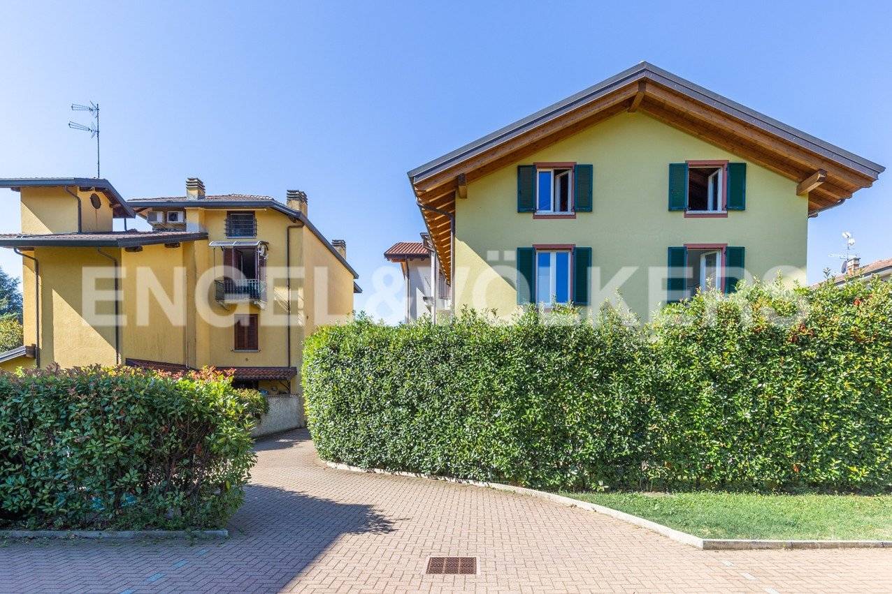 Bilocale via alla Stazione 8, Centro, Lesa