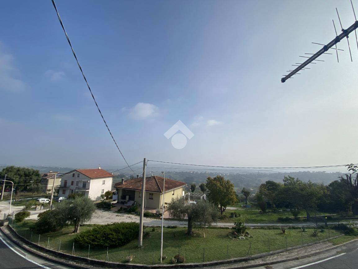 Bilocale via roma, Centro, Montegridolfo