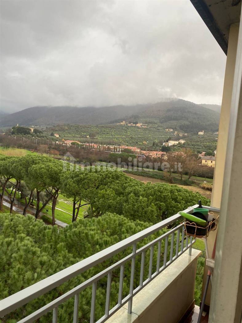 Appartamento via Grazia Deledda, San Martino, Prato