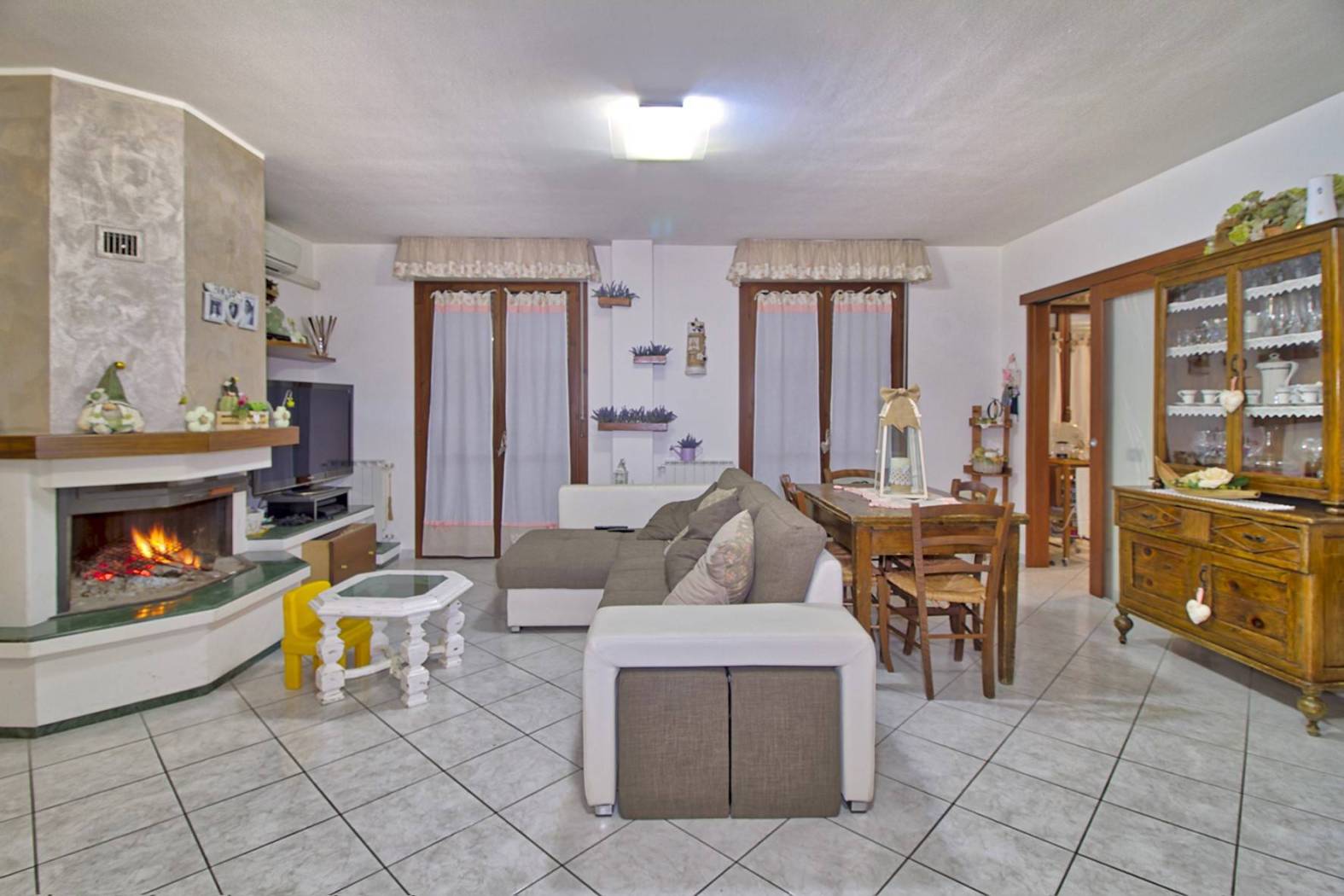 Appartamento via Luigi Nono, San Leo, Arezzo