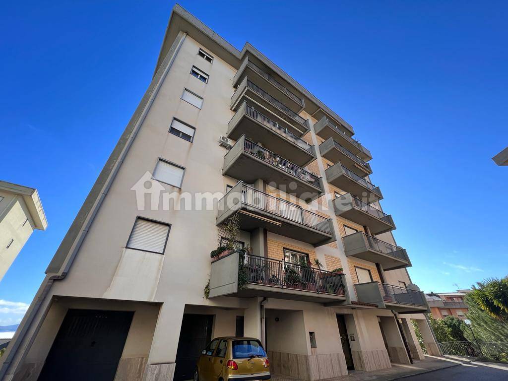 Quadrilocale via Sandro Pertini 2/L, Centro, Caltanissetta