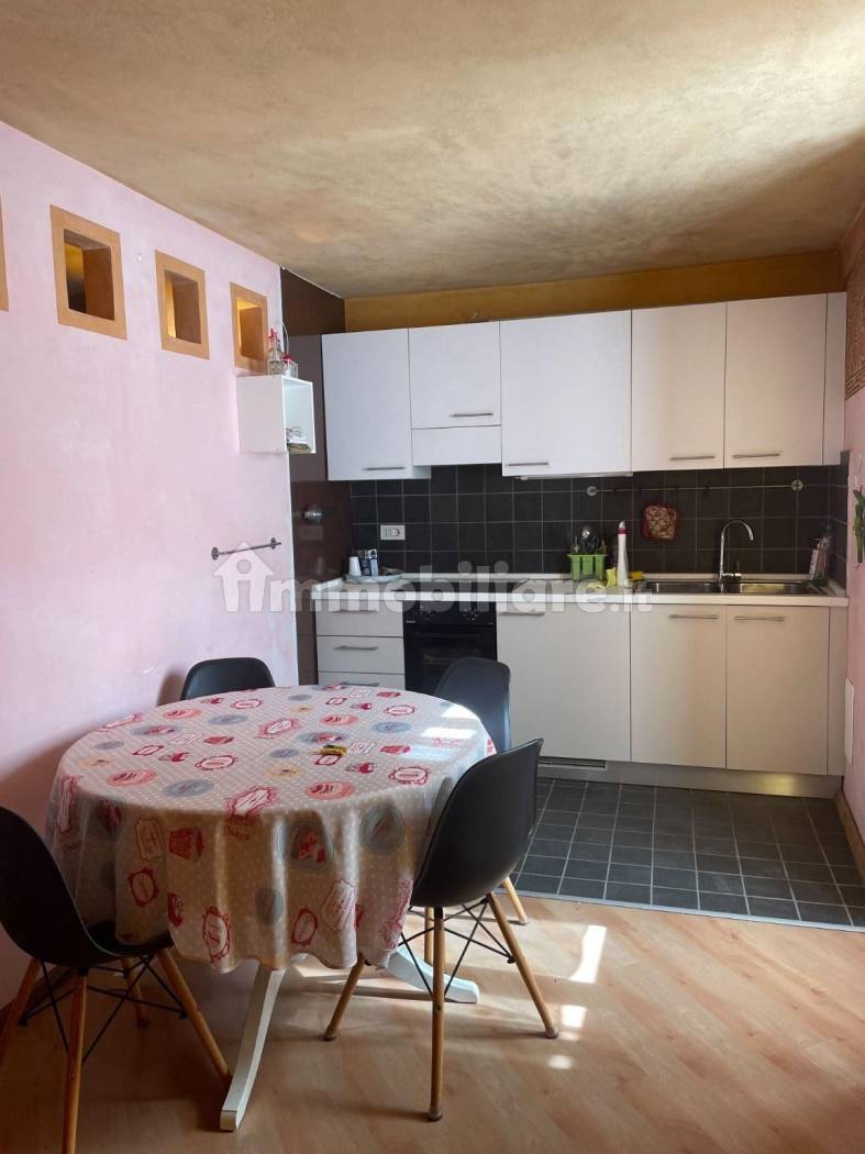 Monolocale via Pretorio, Centro, Morbegno