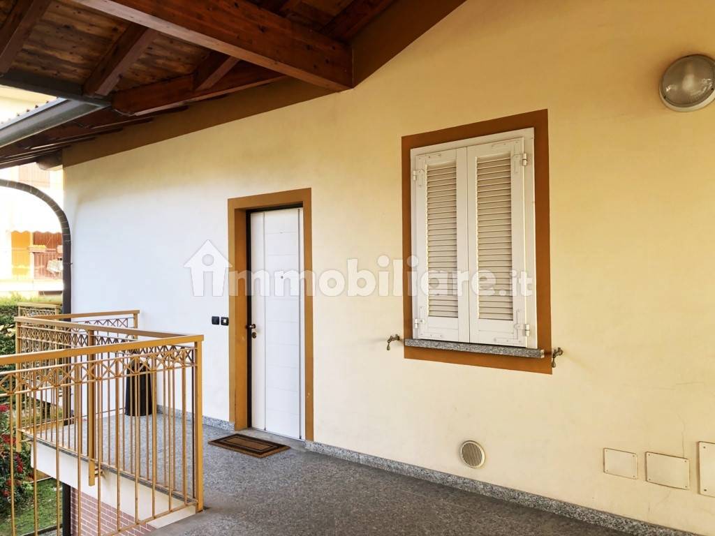 Bilocale via Circonvallazione, Centro, Borgo Ticino