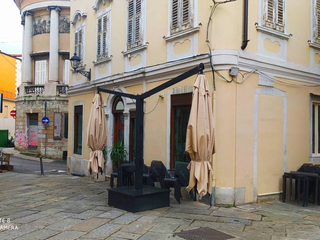 Locale commerciale piazza Barbacan, Trieste, Rif. 100652863 ...