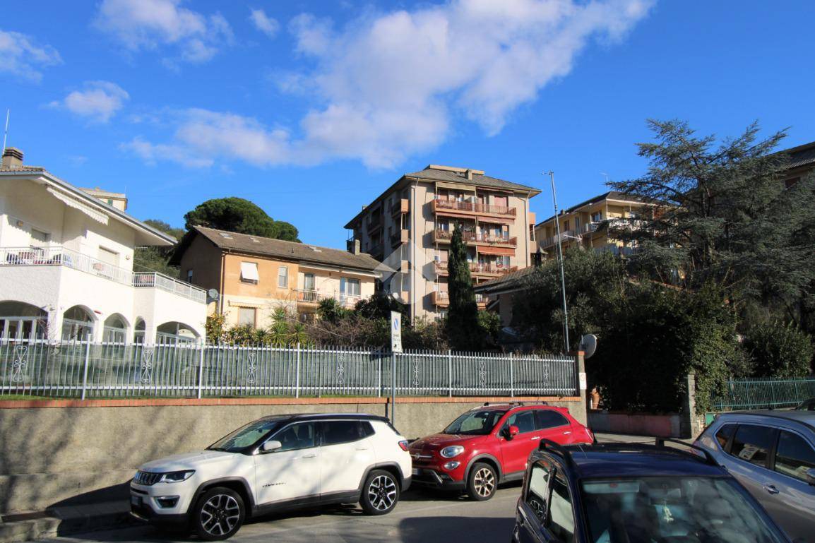 Trilocale buono stato, sesto piano, Stadio, Chiavari