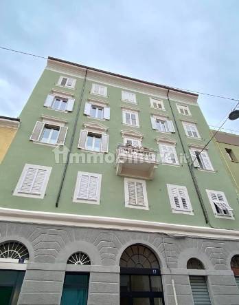Bilocale via Giacomo Matteotti 7, Settefontane, Trieste