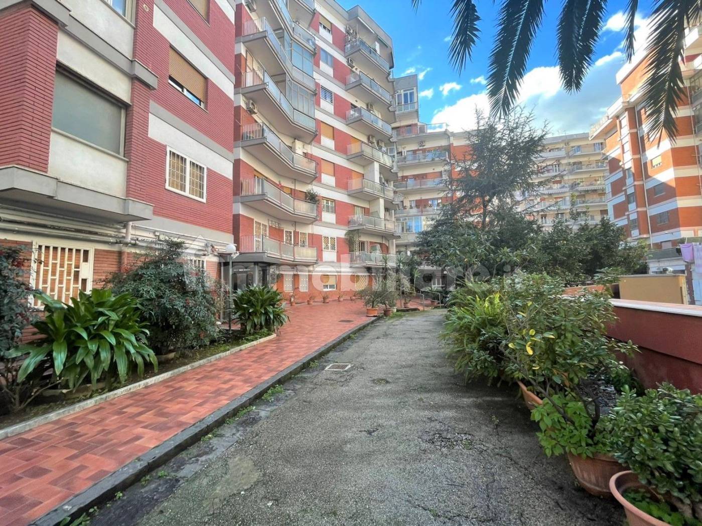 Quadrilocale viale Maria Bakunin 15, Traiano, Napoli