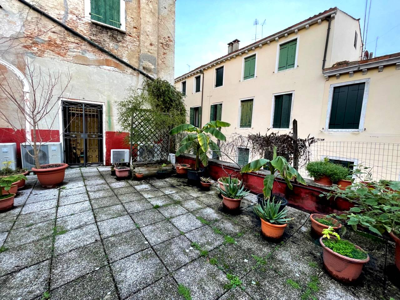 Bilocale buono stato, secondo piano, Santi Giovanni e Paolo - Santa Maria Formosa, Venezia