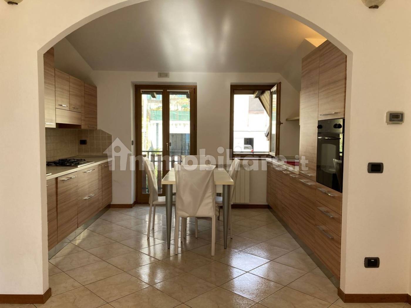 Appartamento via Balzarro 1, Castione Andevenno