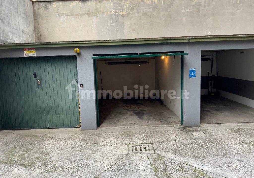 Garage - Box in Vendita