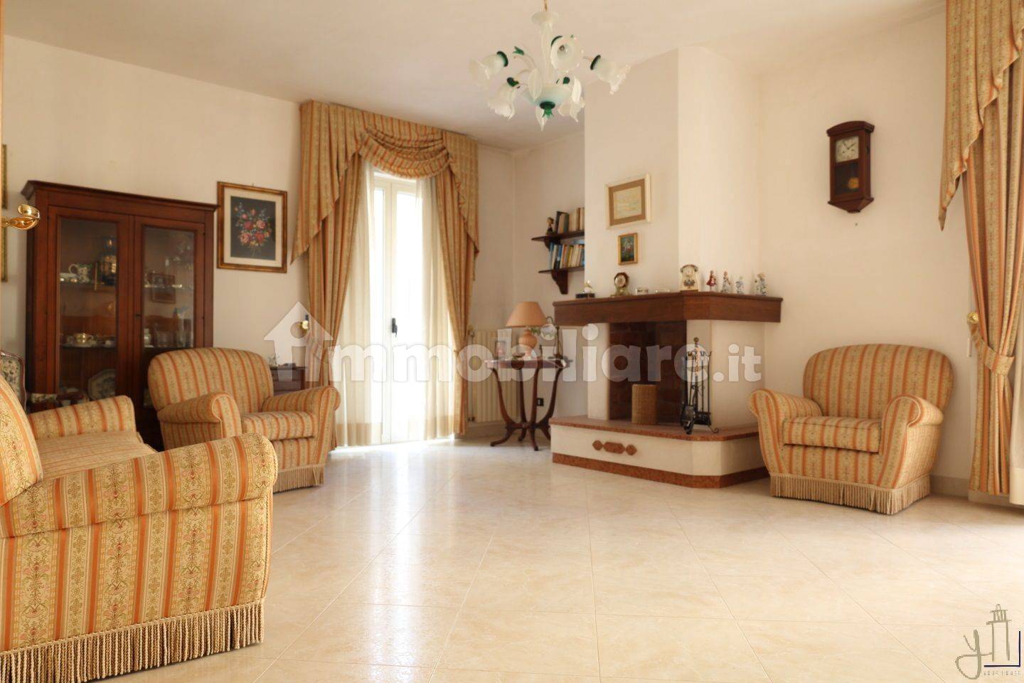 Quadrilocale via Nicola d'Aprile 87, Centro, Polignano a Mare