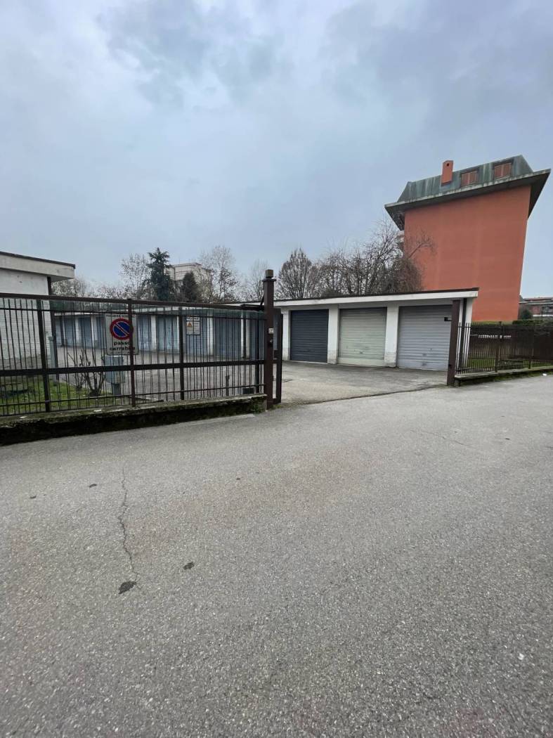 Garage - Box in Vendita