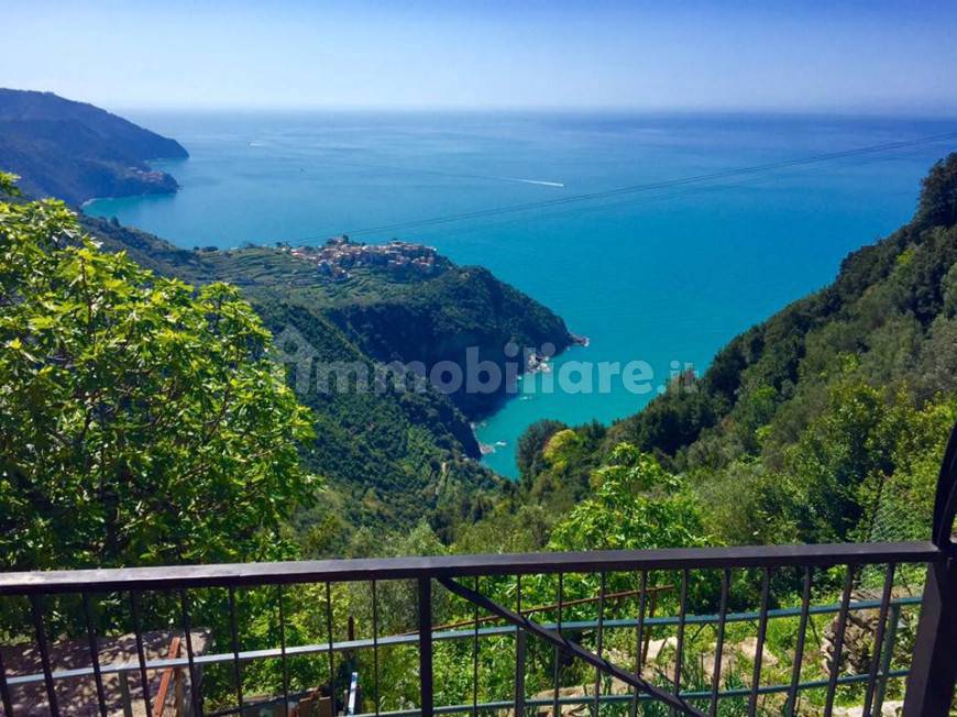 Quadrilocale Località San Bernardino, Vernazza