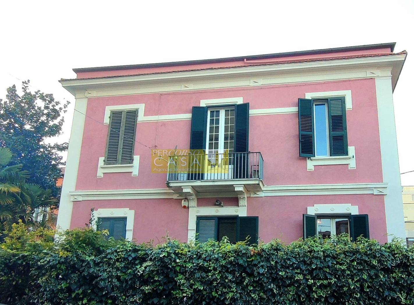 Trilocale via Zaccaria 5, Centro, Teramo