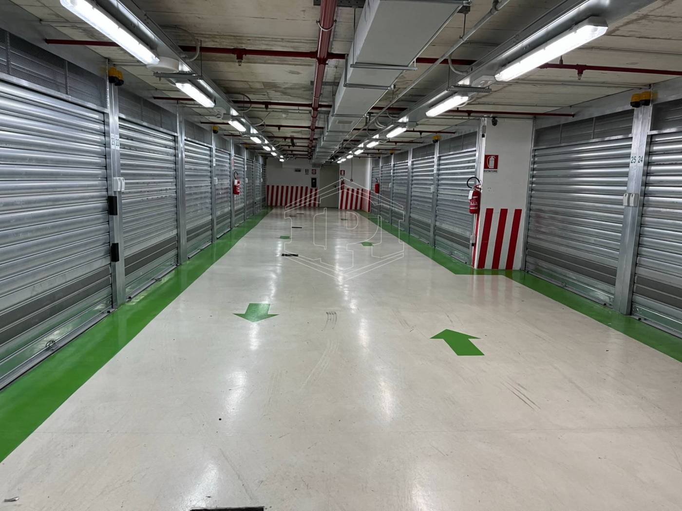 Garage - Box in Vendita