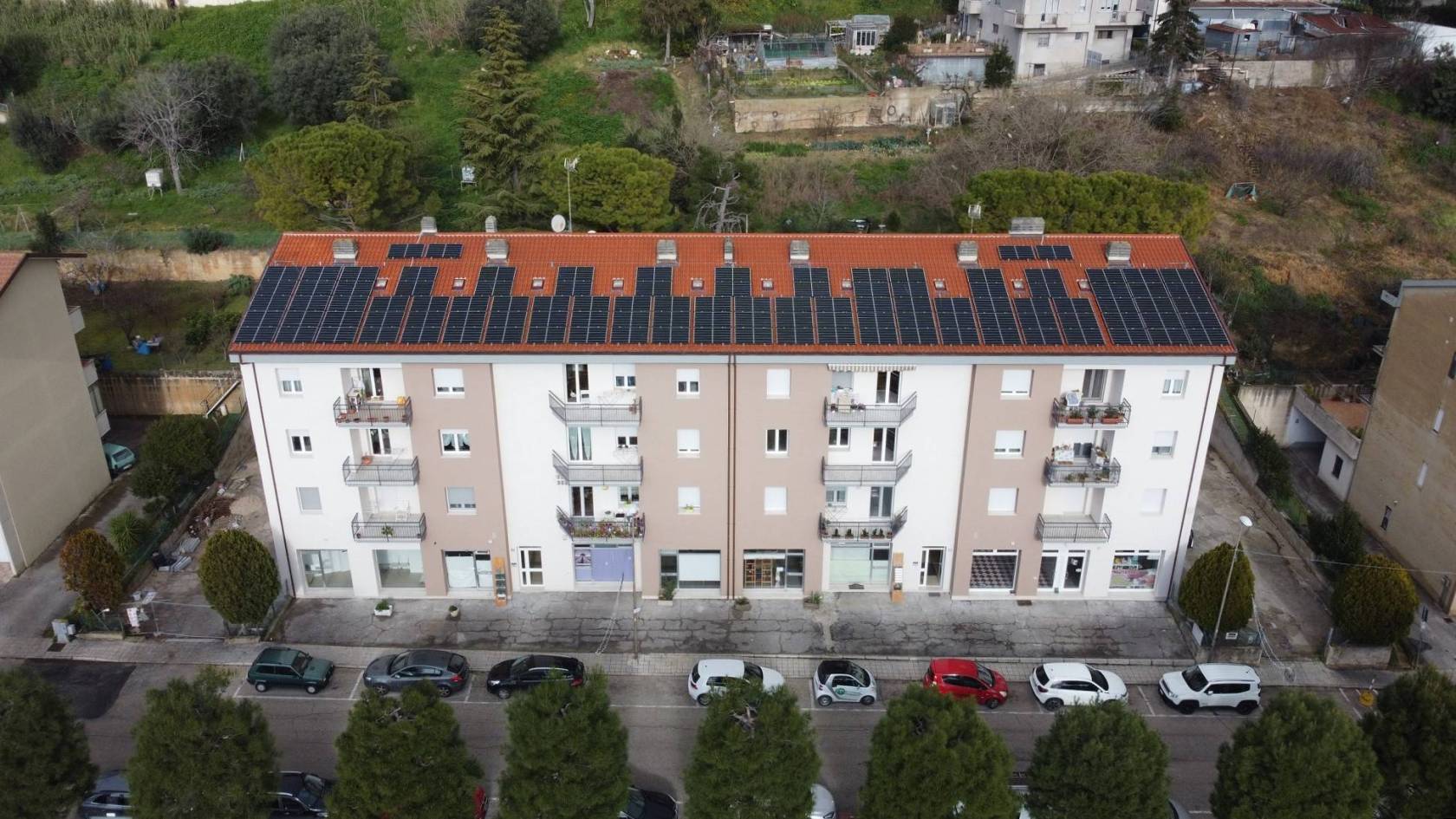 Appartamento viale Marche 22, Centro, Loreto