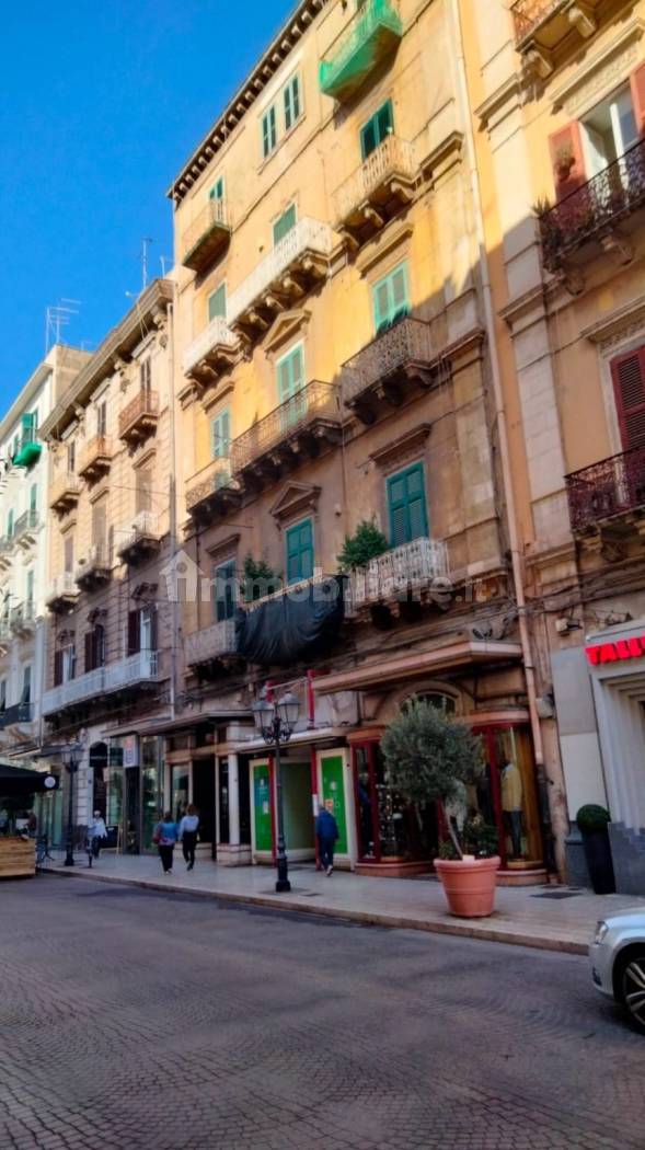Trilocale via Federico Di Palma 69, Borgo, Taranto