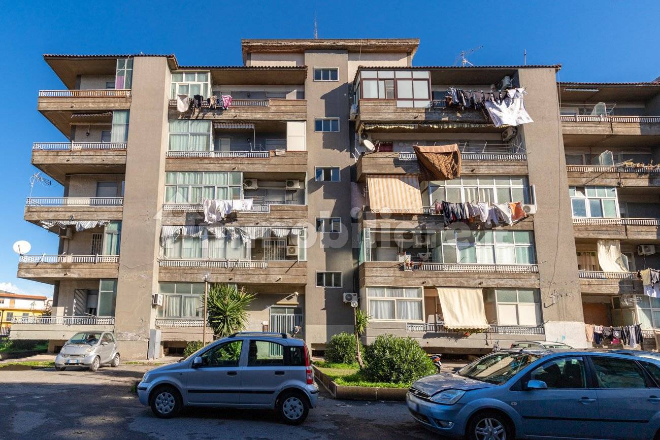 Quadrilocale via delle Robinie 4, San Giorgio, Catania