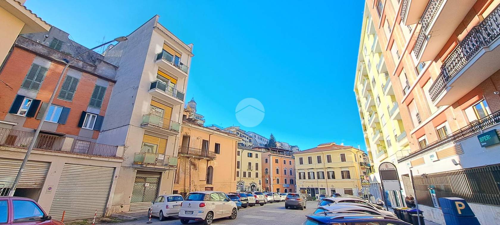 Bilocale piazza Paleario 3, Centro, Frosinone