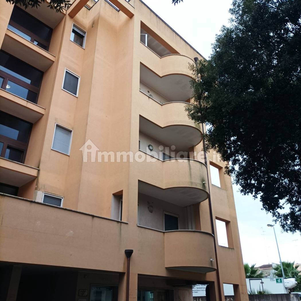 Bilocale ottimo stato, quarto piano, Stadio, Lecce