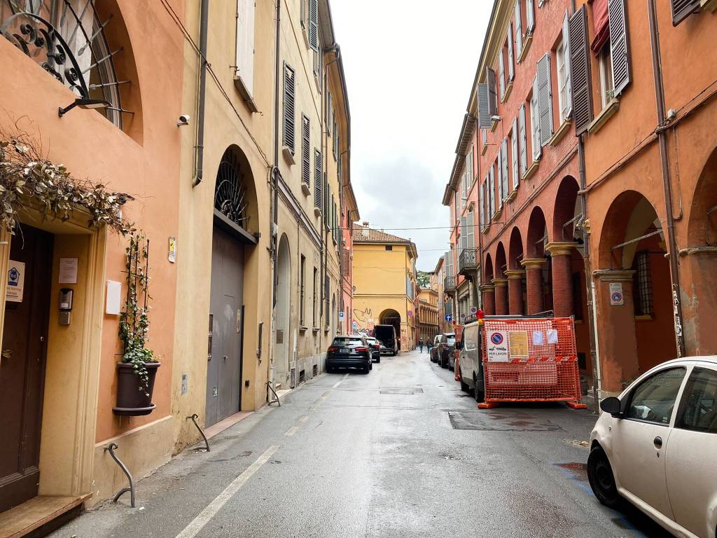Affitto Appartamento Bologna. Bilocale in via Marsala. Buono stato ...