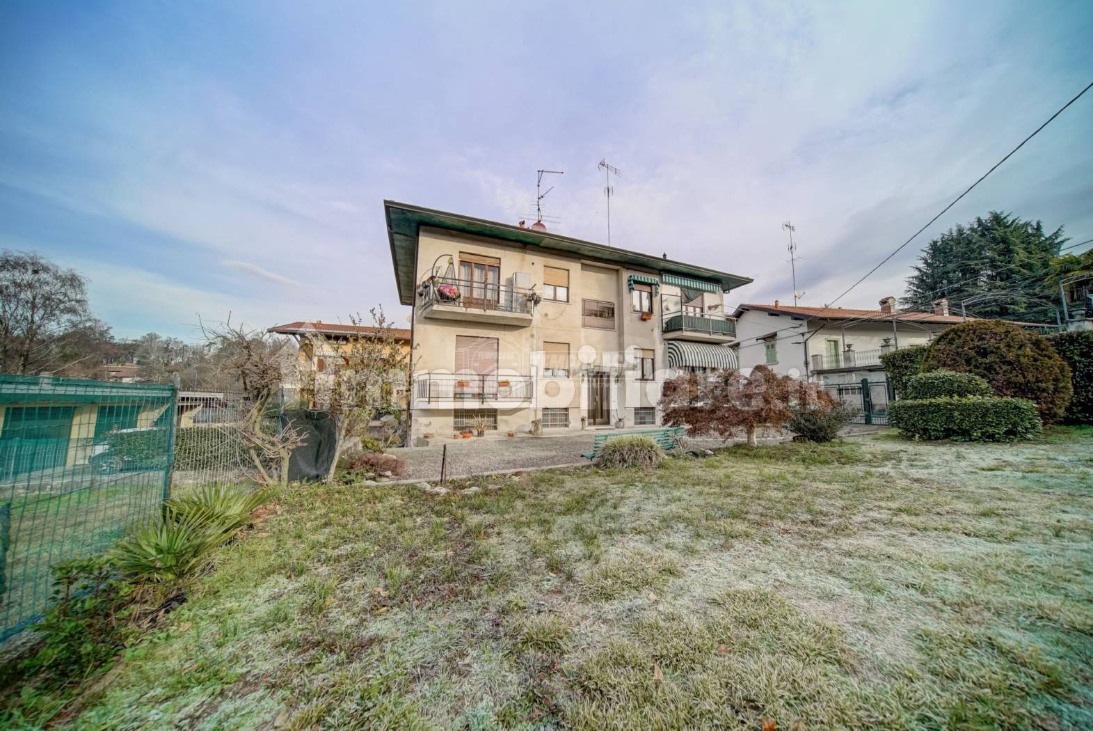 Trilocale via Pessone, Centro, Varallo Pombia