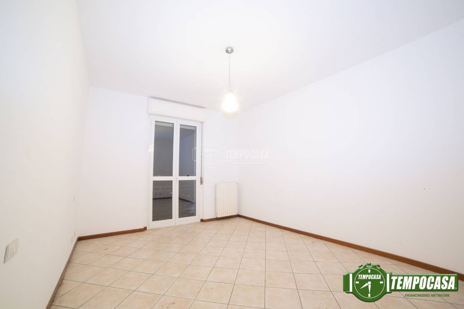 Trilocale via Padre Michele, Corso Genova, Carbonara Scrivia