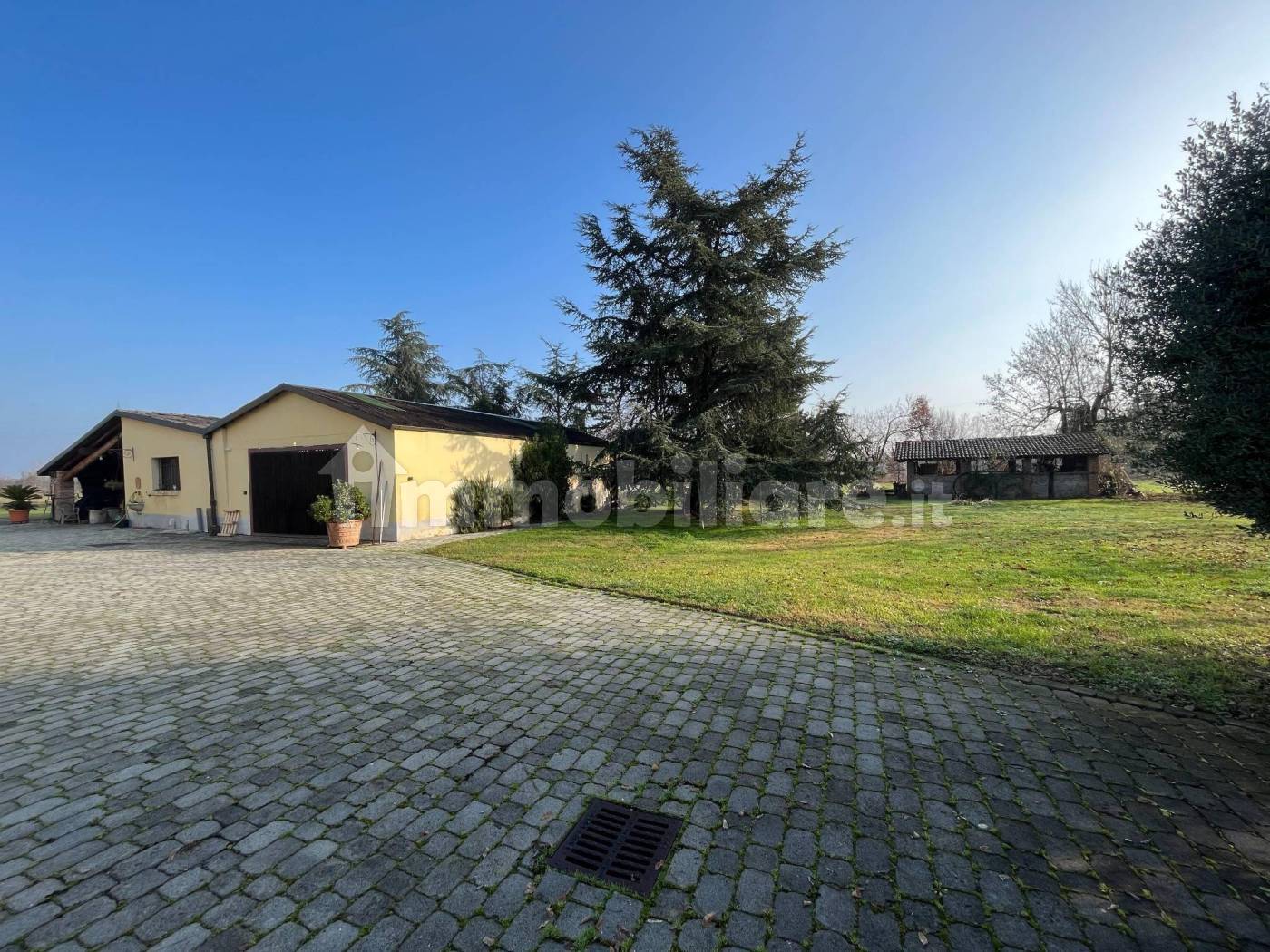 Casa colonica via Casteldebole 33, Borgo Panigale, Bologna