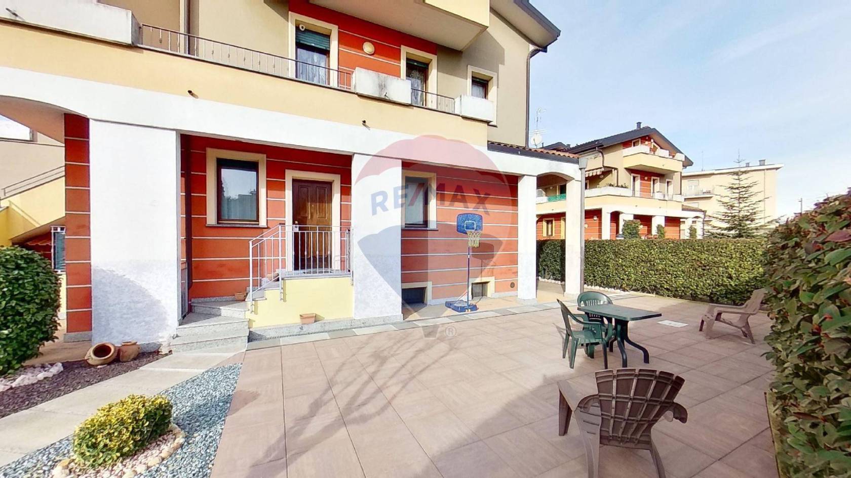 Trilocale via Salvo D&#x27;Acquisto 24, Centro, Appiano Gentile