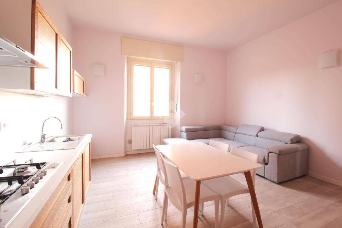 Trilocale via Camillo Benso Conte di Cavour 1, Centro, Missaglia