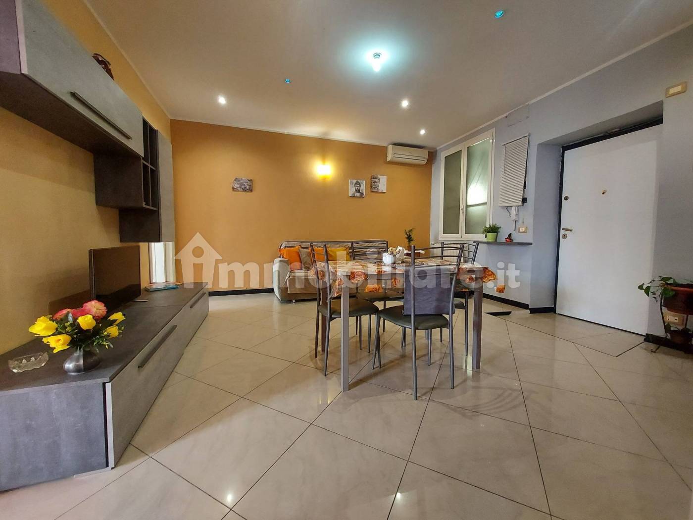 Trilocale via Antonio Gramsci, Prè, Genova