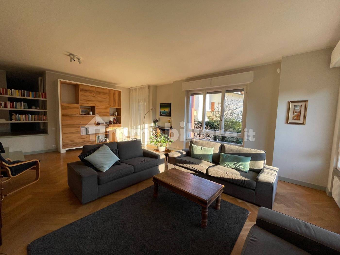 Appartamento ottimo stato, primo piano, Centro, Sarzana