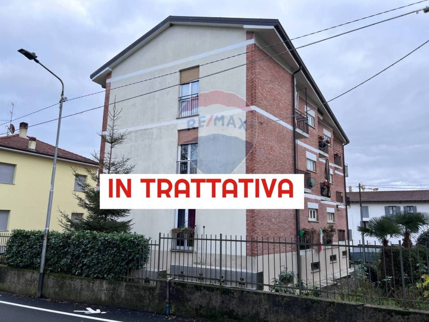 Trilocale via Conte Roberto Pullé, Centro, Cantello