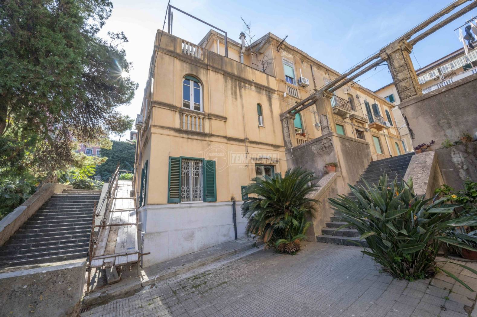 Appartamento piazza basicò, Centro Storico, Messina