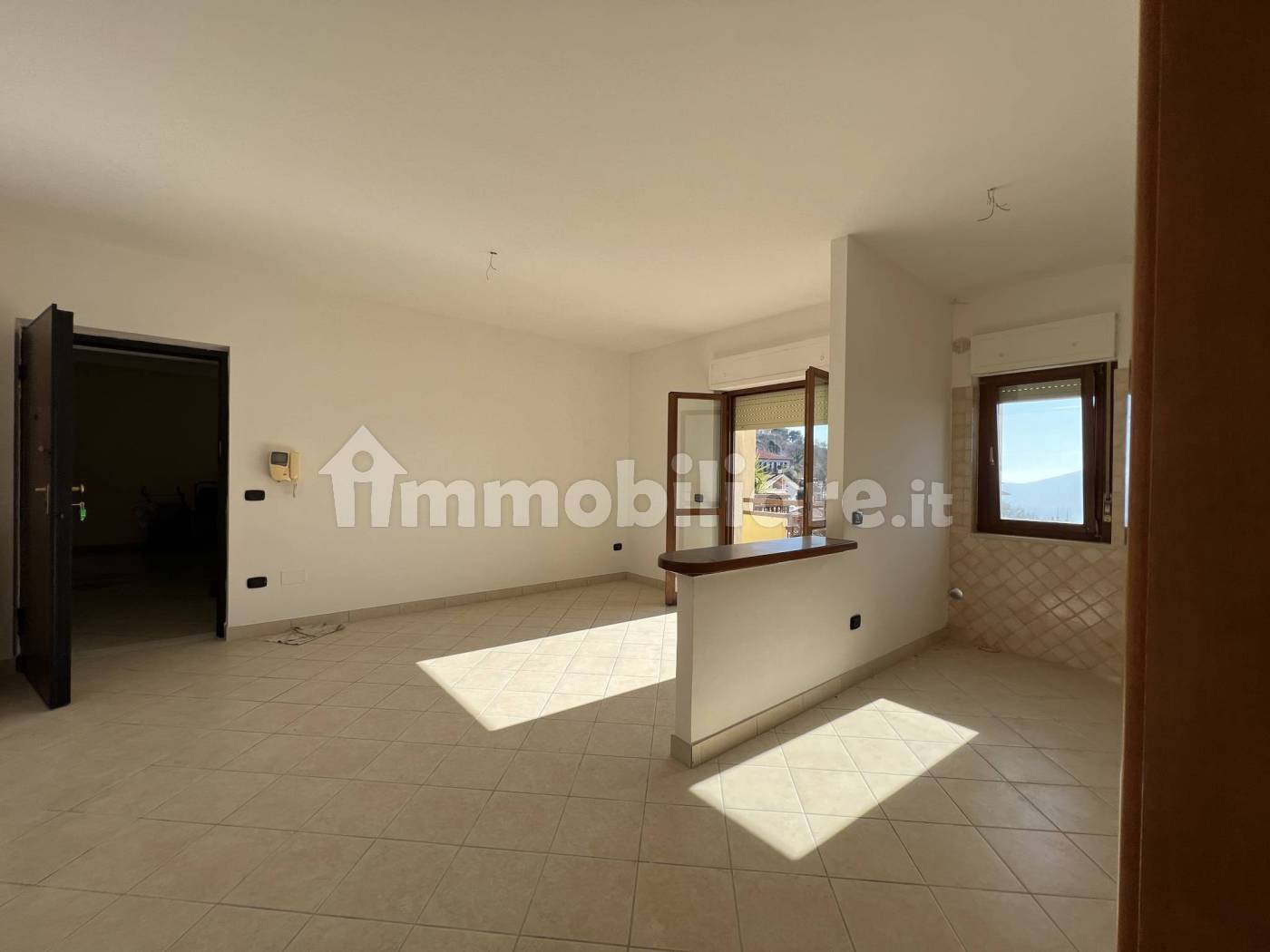 Trilocale via della Pineta 4, Fiuggi