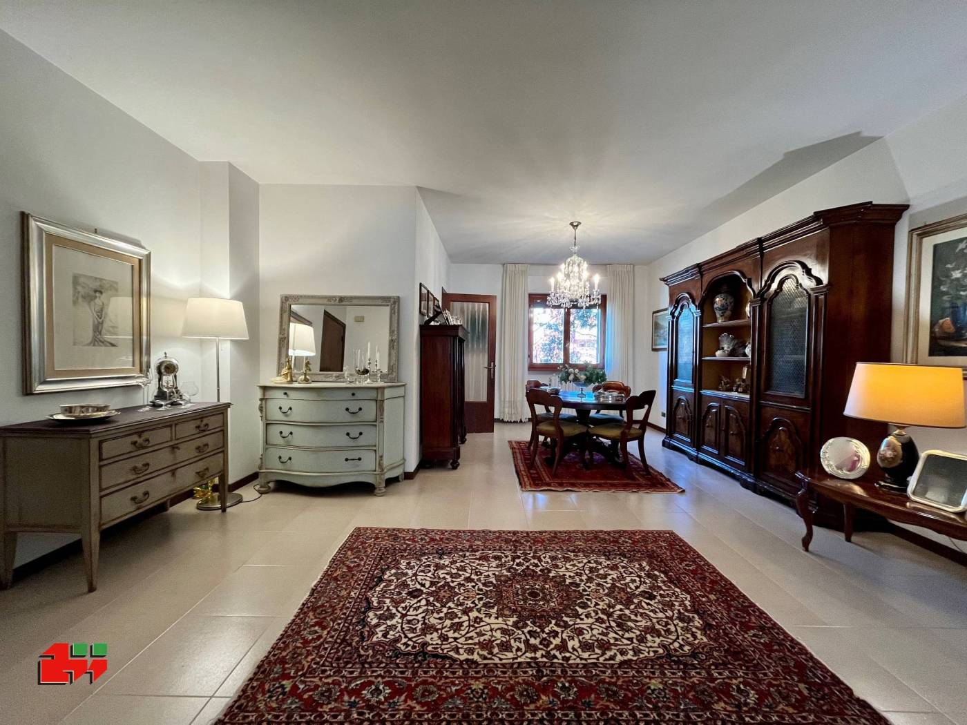 Bilocale via Tina Maria Lorenzoni 60, Centro, Macerata