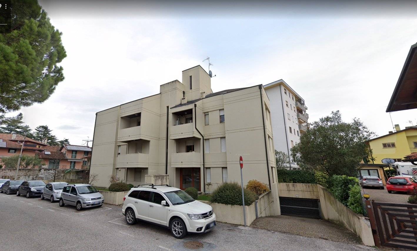 Garage - Box in Vendita