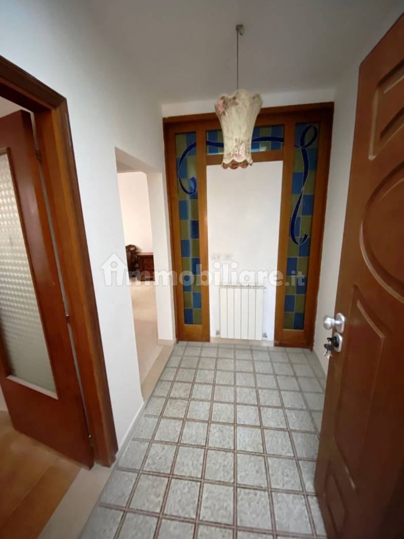 Trilocale buono stato, primo piano, Centro, San Severino Marche