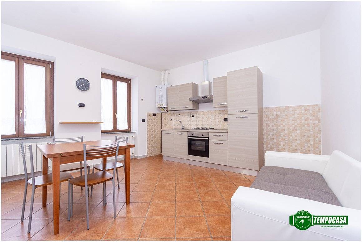 Bilocale via Gaetano Casati 7, Centro, Triuggio