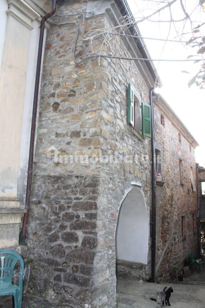 Bilocale Località Cavallana, Filattiera