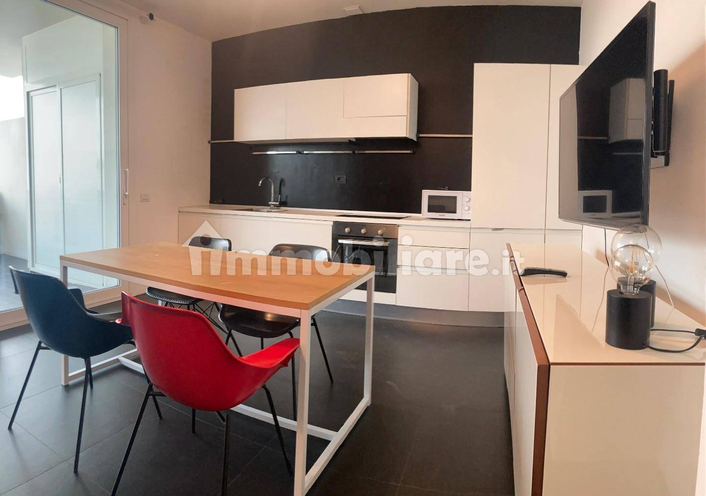 Trilocale via dei Cappuccini 28, Carraia - Torricelli, Empoli