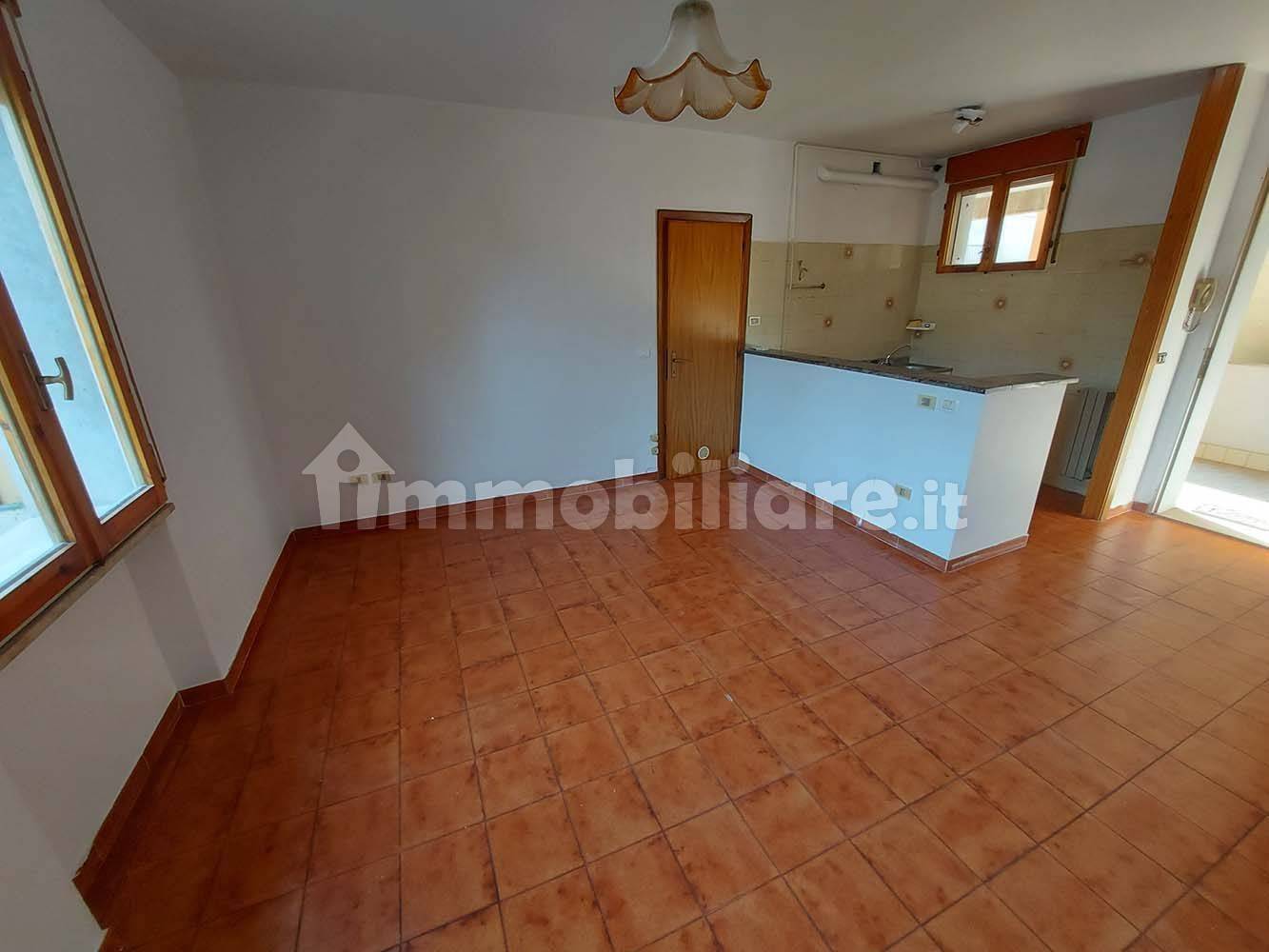 Trilocale buono stato, primo piano, Centro, Castrocaro Terme e Terra del Sole