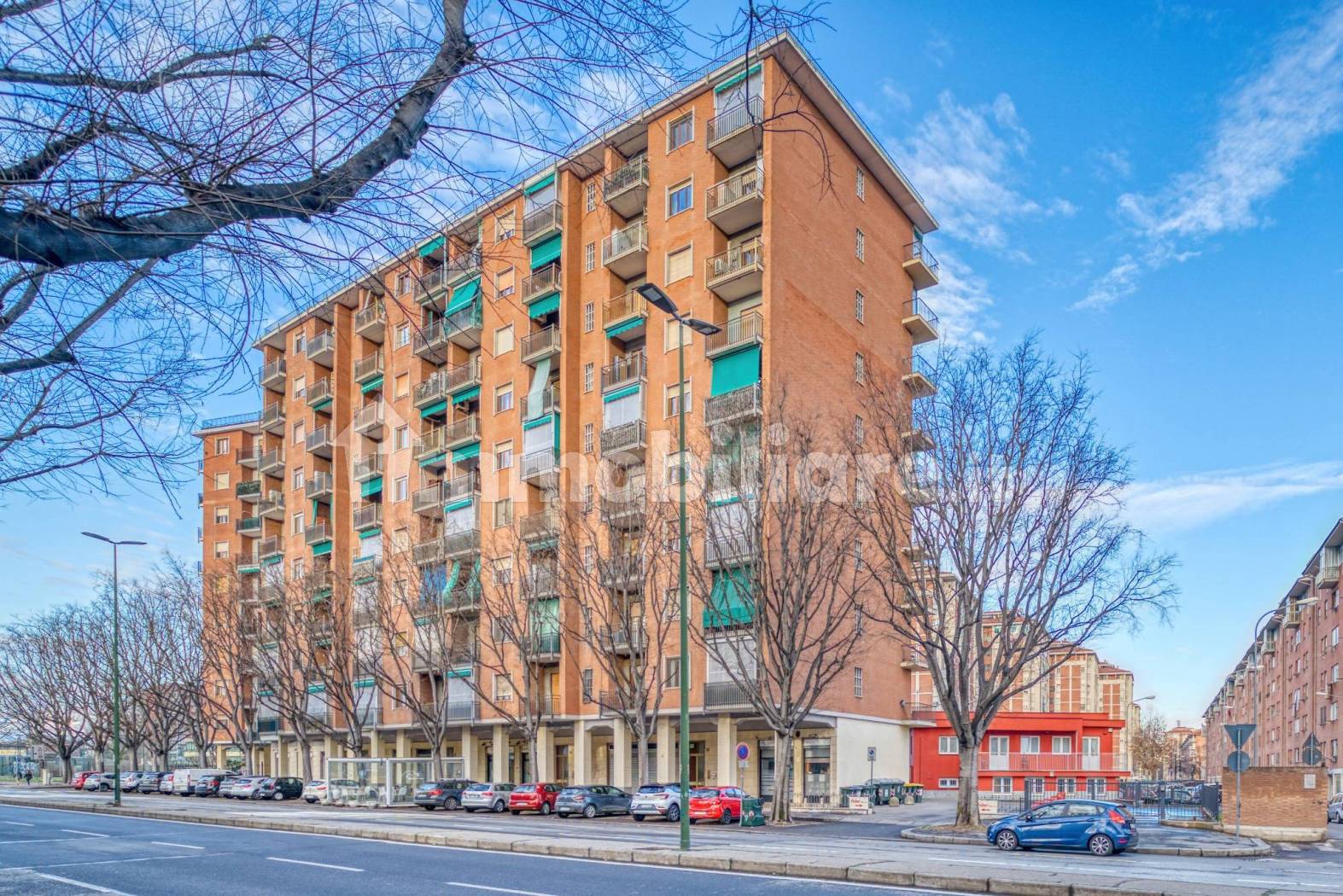 Trilocale Strada di Altessano 40, Lucento, Torino