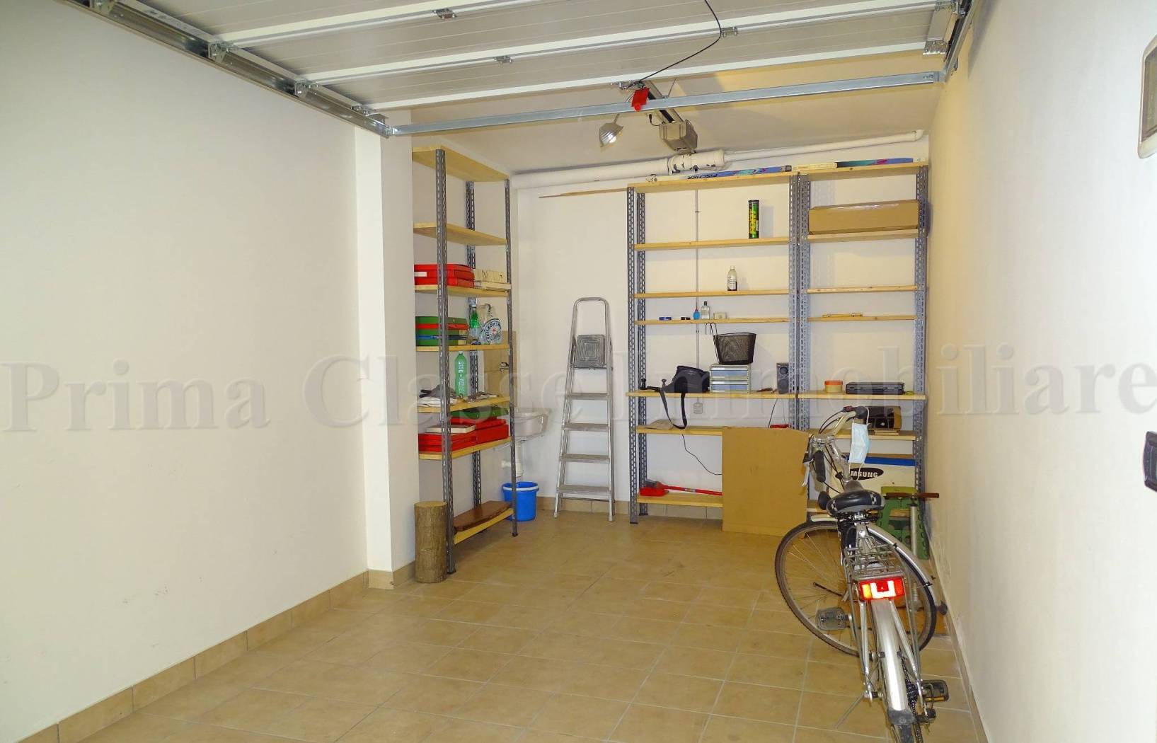 Garage - Box in Vendita