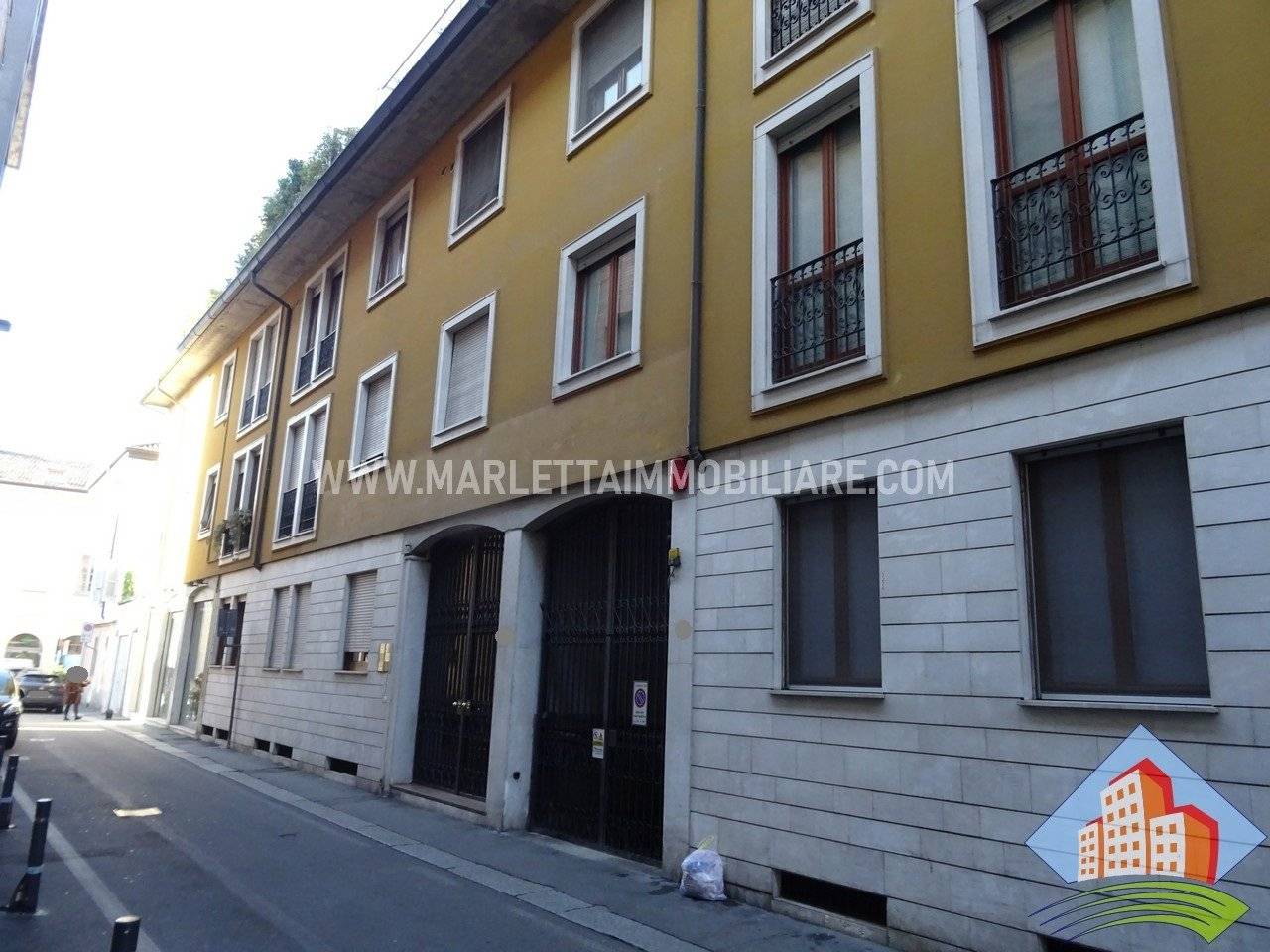 Trilocale buono stato, piano rialzato, Centro Storico, Lodi