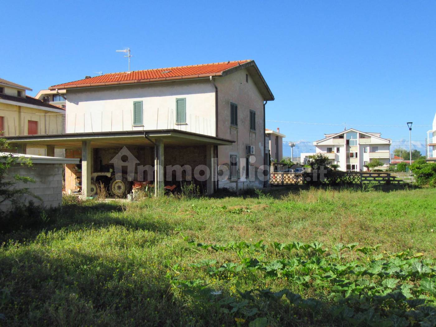 Appartamento da ristrutturare, piano terra, Scerne, Pineto