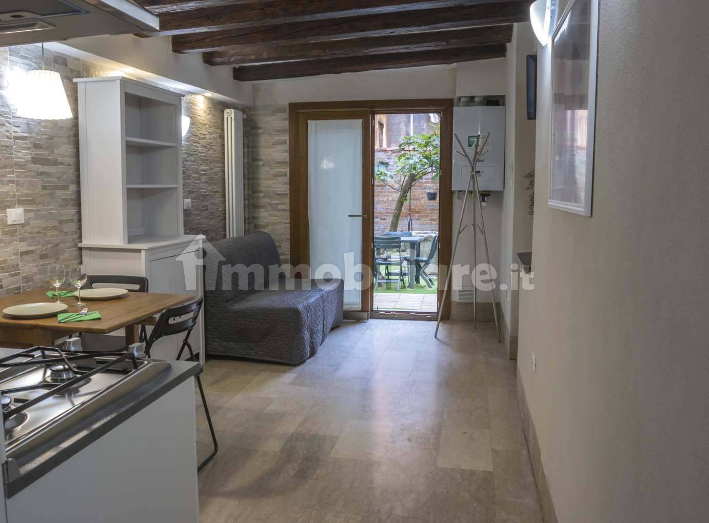 Trilocale Campo San Giacomo da l&#039;Orio, Santa Croce, Venezia