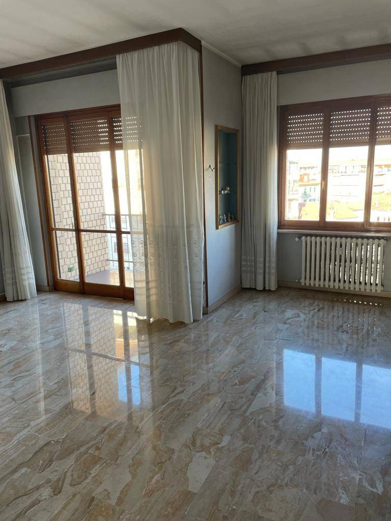 Quadrilocale viale Medaglie d&#x27;Oro 19, Pista, Alessandria