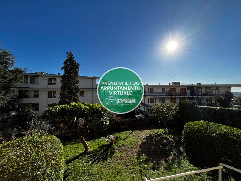 Trilocale viale Carducci, Corso degli Inglesi, Sanremo