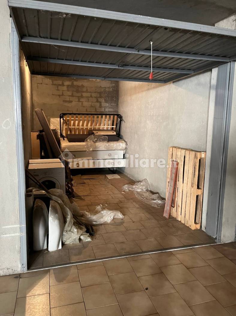 Garage - Box in Vendita